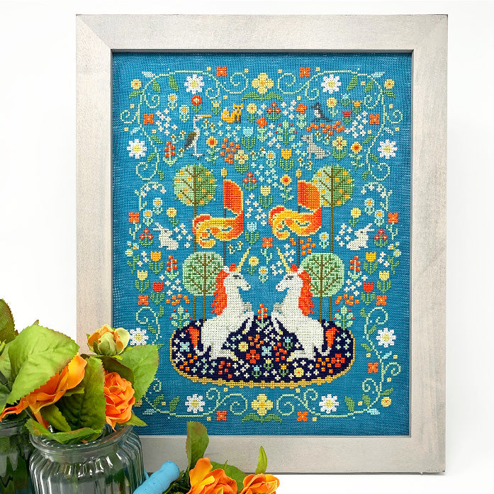 How to cross stitch on linen fabric - Stitched Modern